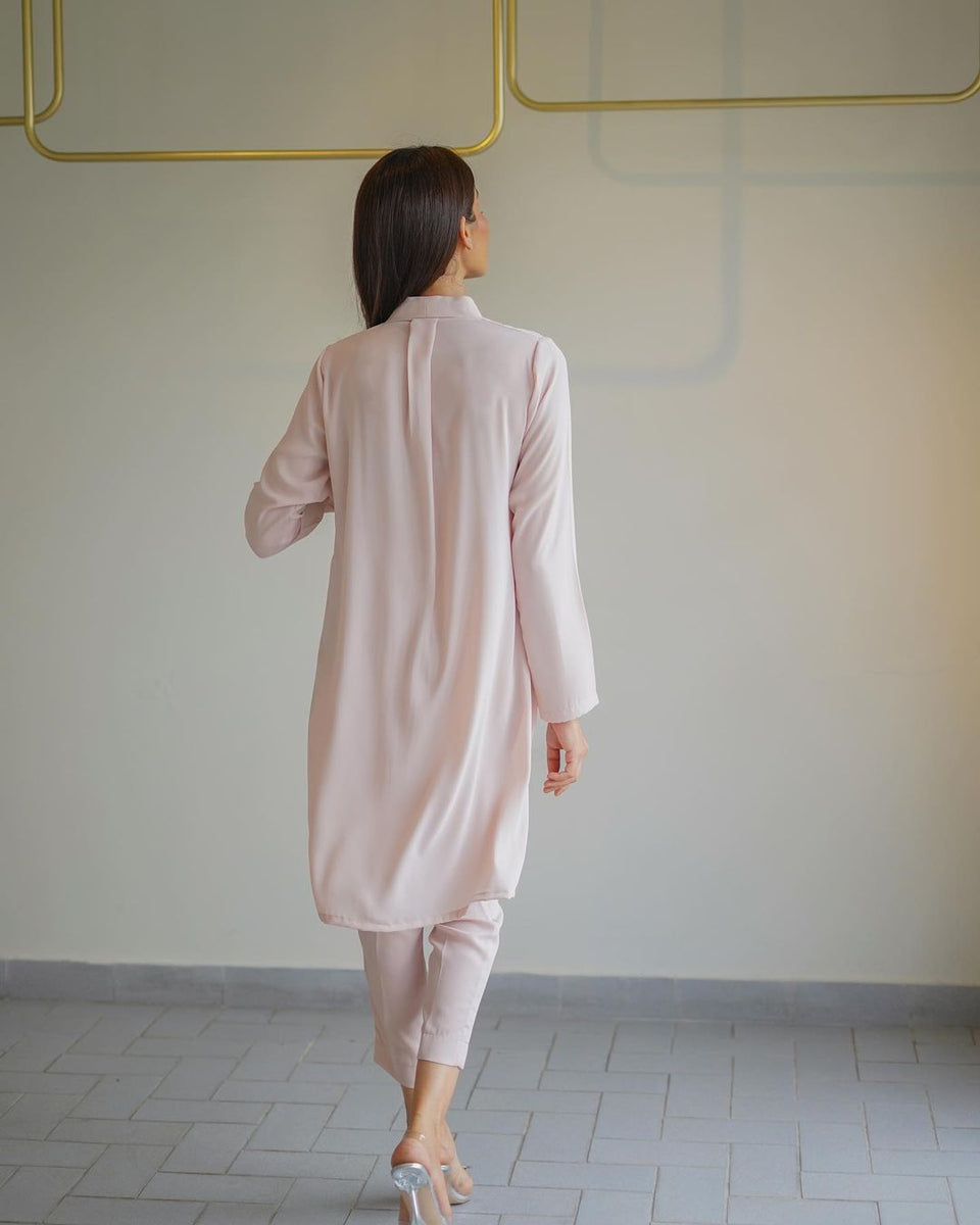 Cort Set: Chic Off-White Attire – SANSKRUTI